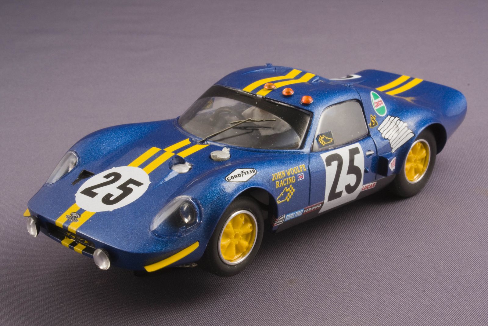 Toni Bareta Slot: Chevron B12 Le Mans 1968