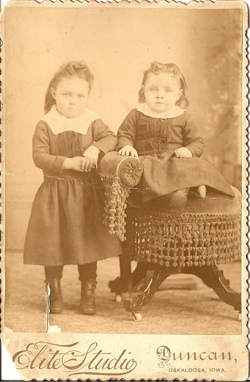 Fiddlesticks - My crochet and knitting ramblings.: Family Album