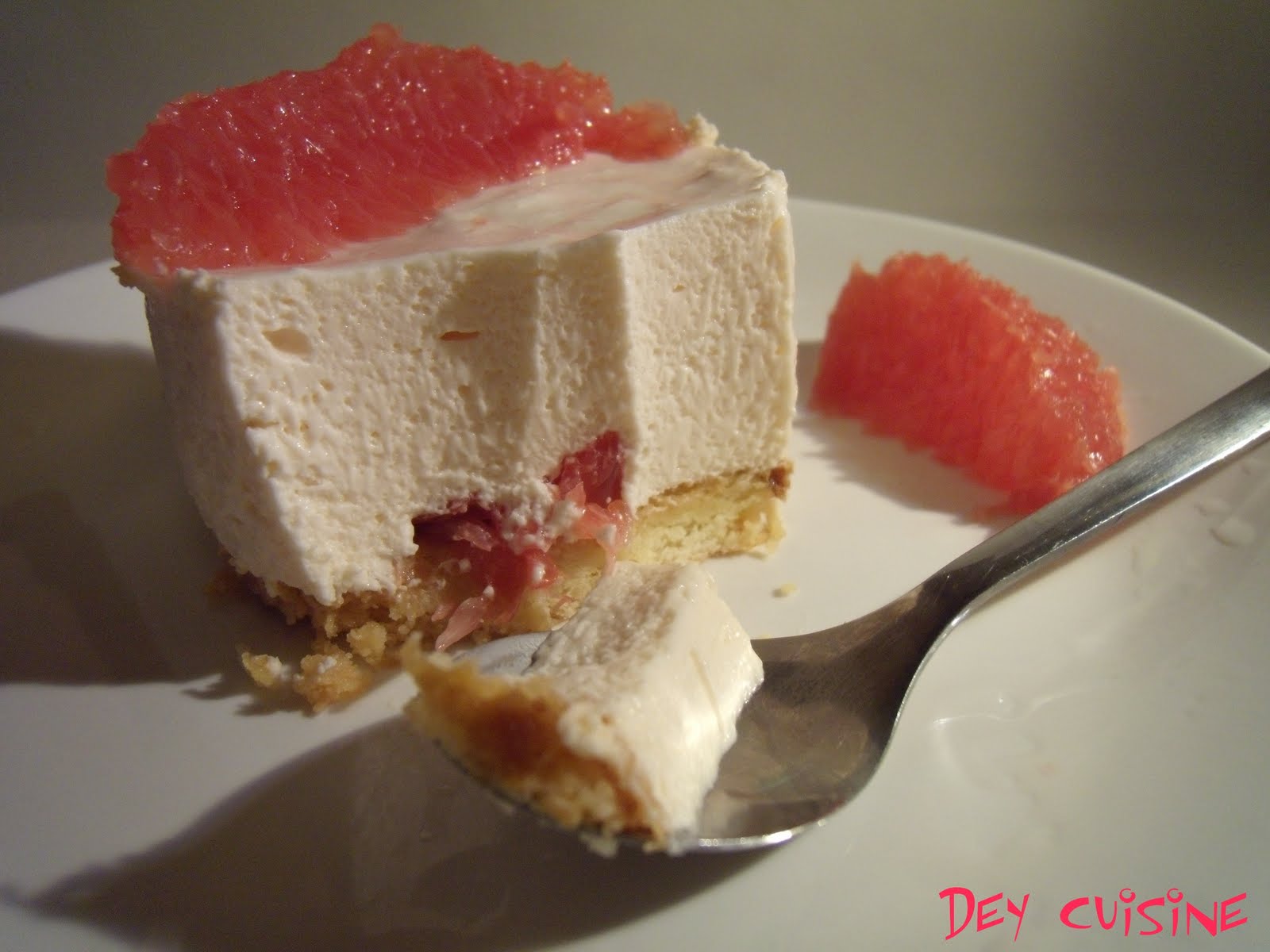 Dey cuisine: Pampl'mousse (Entremet au pamplemousse)