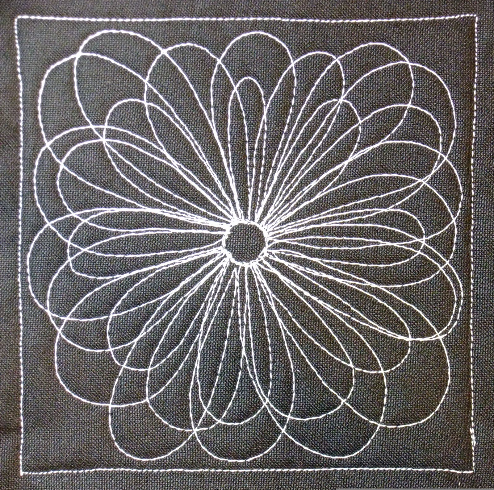 The Free Motion Quilting Project: Day 250 - Sunflower