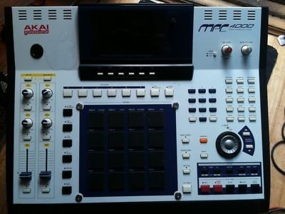 D R U M A C H I N E B O Y: AKAI Mpc 4000 FULLY MAXXED OUT...for sale!