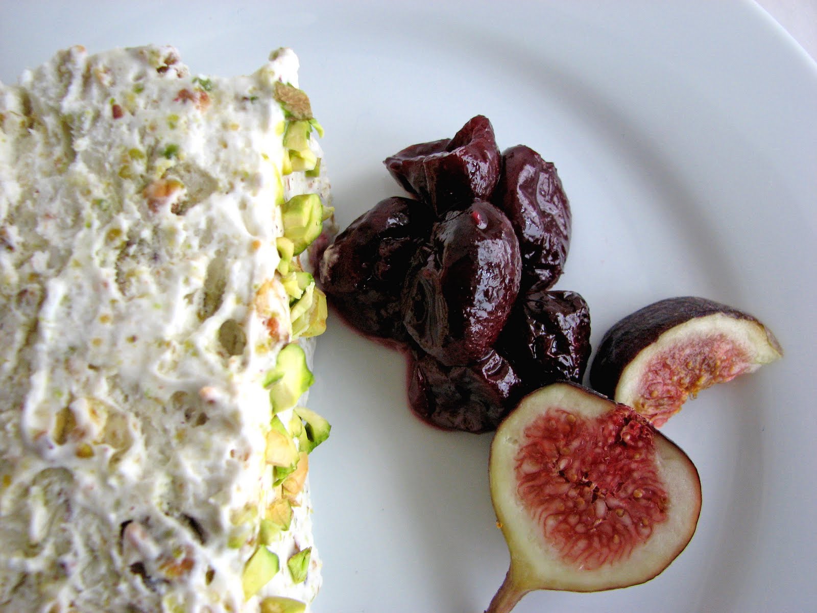 :pastry studio: Pistachio Semifreddo