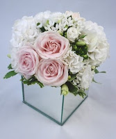 Cariad Productions - Event and Wedding Planning: Decorating with Mirrors