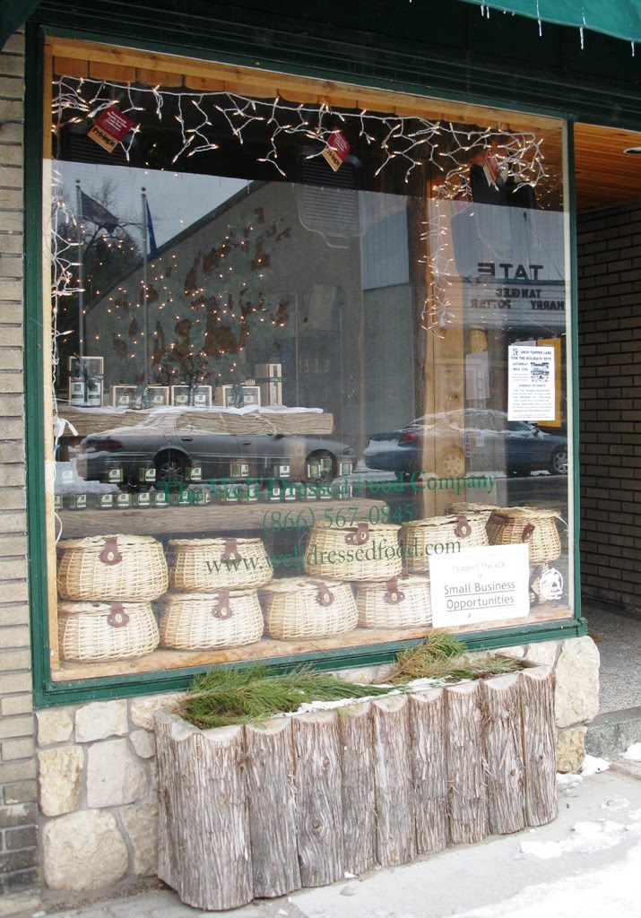 Windswept Adventure: Tupper Lake! All Dolled Up For Christmas