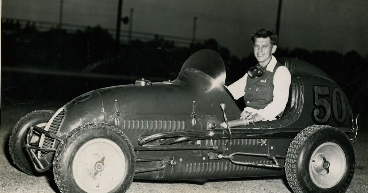 Midwest Racing Archives: 1948; The mighty midgets at Indianola