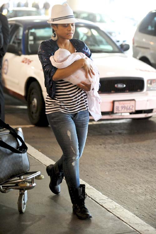 Sweethearts Candy Blog's: Christina Milian and her Baby!