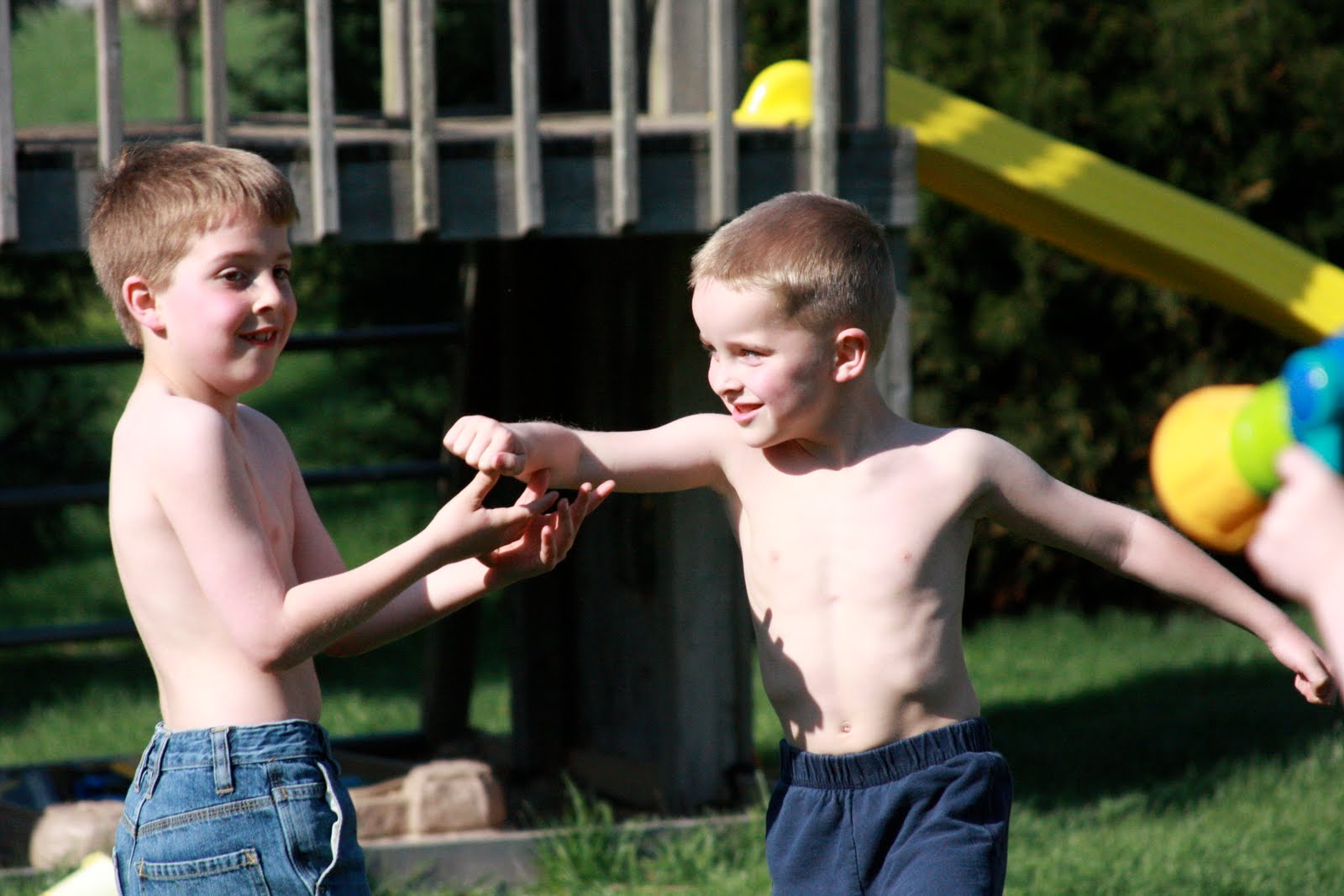 The Ups of the Downs Family: Boys fight.
