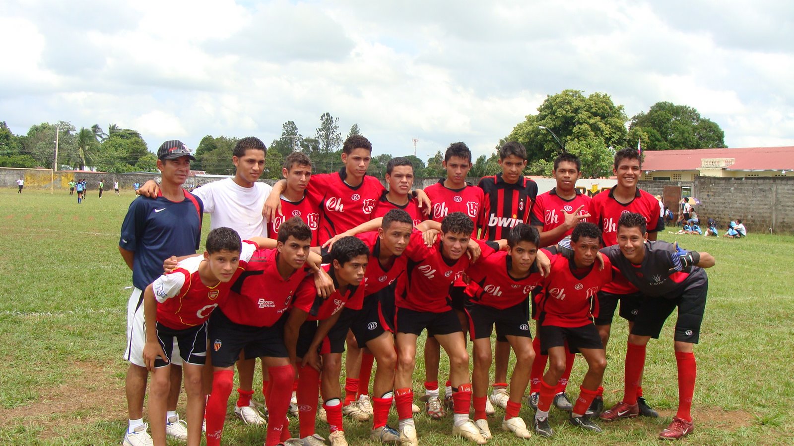 TECNO.NEISSER LEDEZMA: 50 Años del Colegio Instituto David
