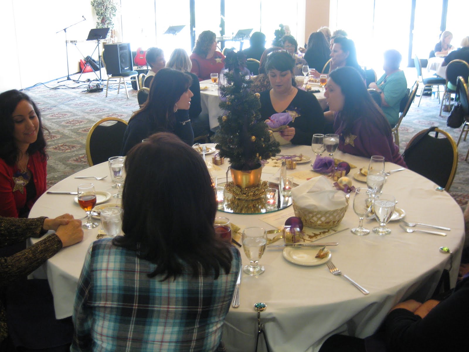 Pastor Louie's Shepherd's Log: WOMEN'S CHRISTMAS BRUNCH 2010