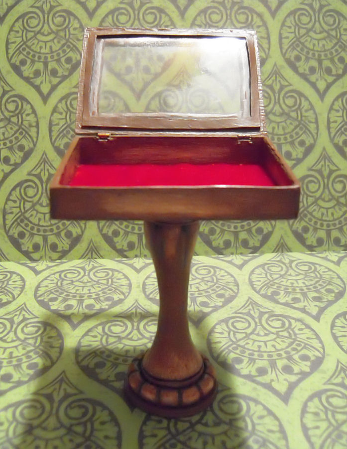 Dollhouse Mini's by Dfly Creations: Display Case Tutorial Part 5