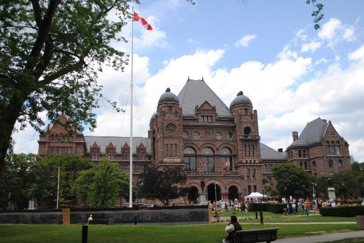 Way Out In The Margin: Heritage: Queen's Park Tour
