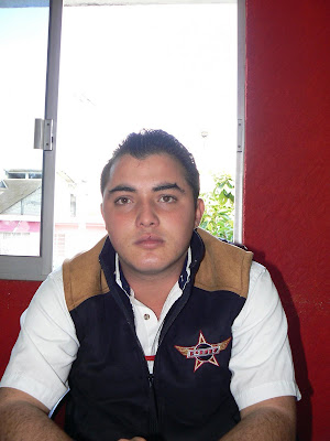 DESDE LA NOTICIA: ANGEL R. CABADA, VER