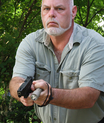 Question: One-Handed Shooting Techniques w/Flashlight in Off-Hand : r/CCW