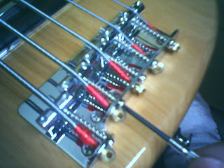 Techniques Bass Guitar: Adjusting Intonation