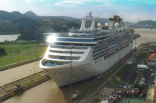 Ships in the Panama Canal: The Coral Princess Cruise Ship