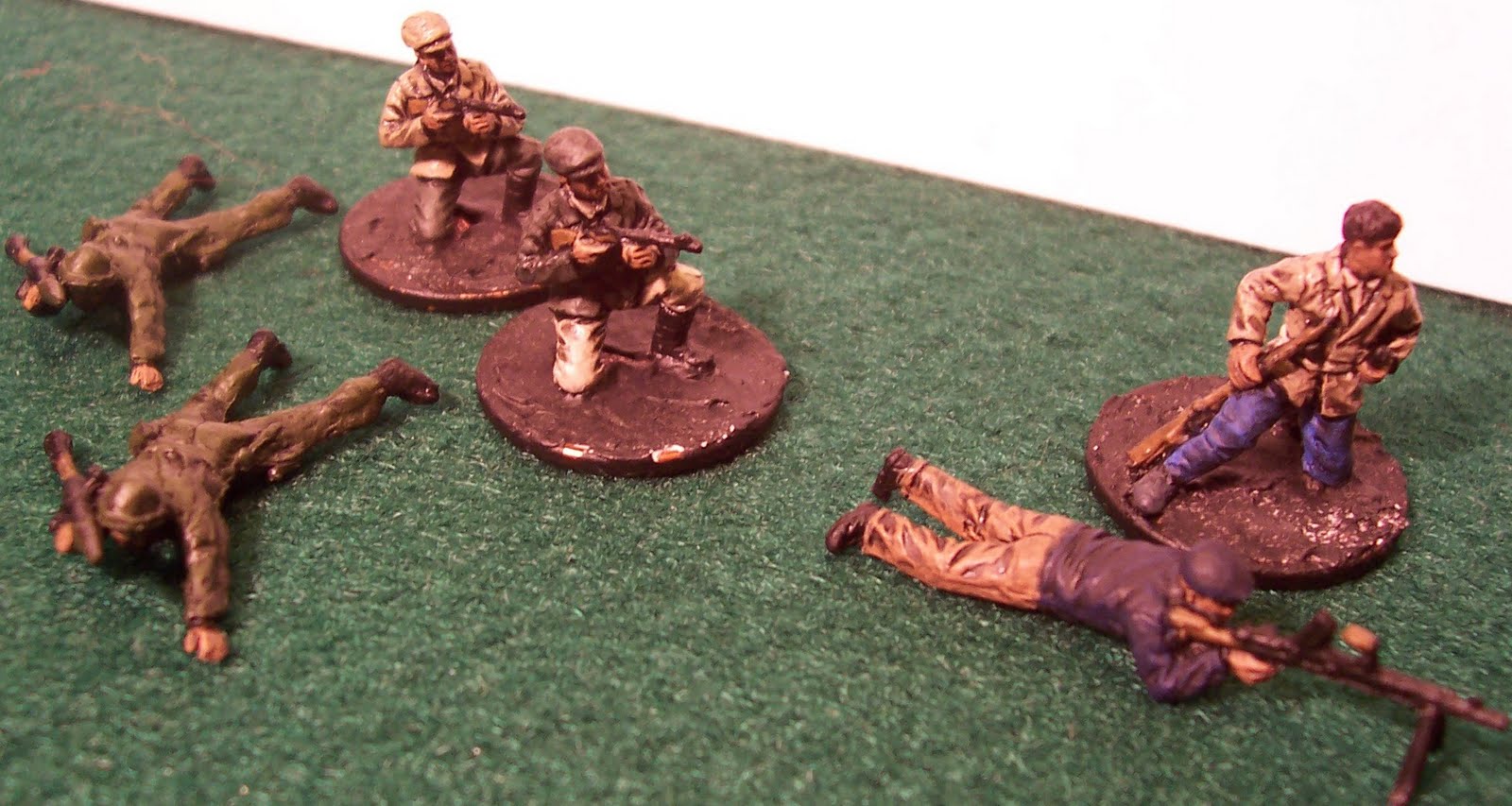 Chen-song's 1/72 Scale Miniature Gaming Blog: More Partisans and UAVs