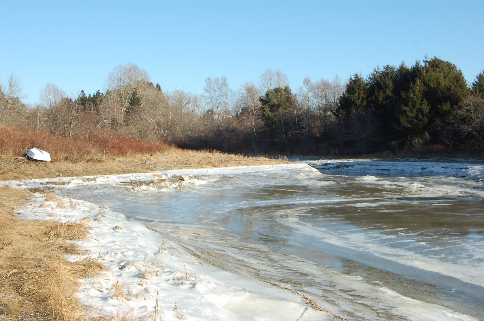 Voyages>`·.¸¸.·´¯`·...¸> : Back River December 2010