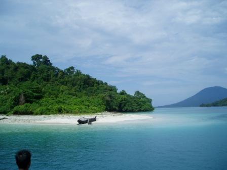 NEWS TOURISM: Sebuku & Sebesi Island