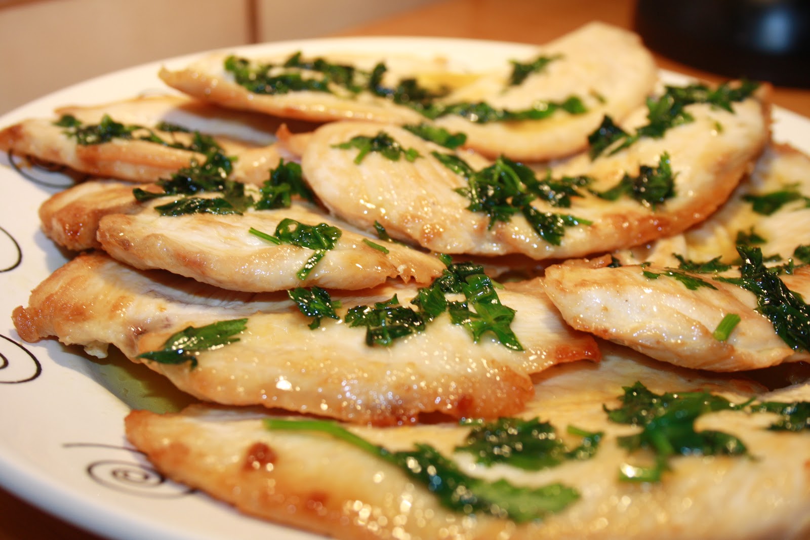 FILETES DE POLLO CON SALSA DE LIMÓN