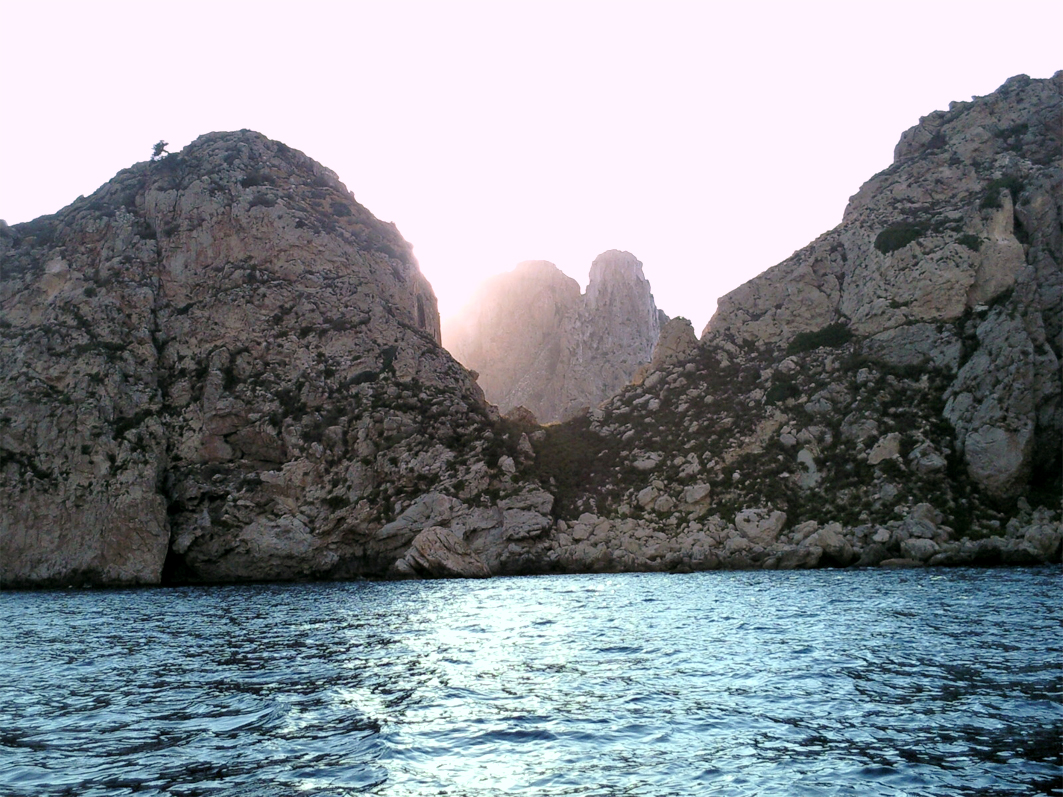 Blog Descubriendo Ibiza: La isla de Es Vedrá