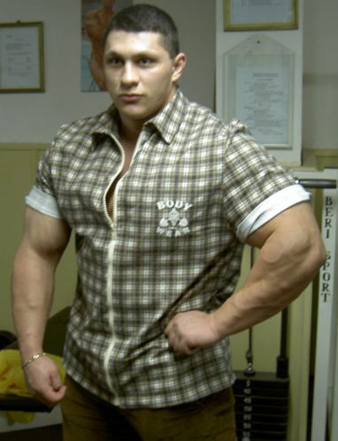 LA PERFECTION FAITE HOMME: IANA IONUT (YUMMI COSMIN) 05/07