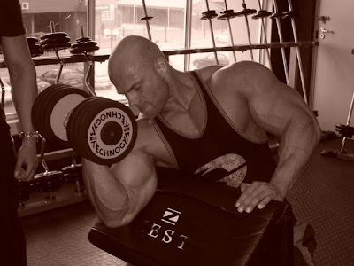 LA PERFECTION FAITE HOMME: MARIUS DOHNE 01/02