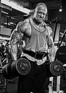 LA PERFECTION FAITE HOMME: MIKE VAN WYCK 01/02