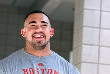 LA PERFECTION FAITE HOMME: KEVIN NEE 01/02