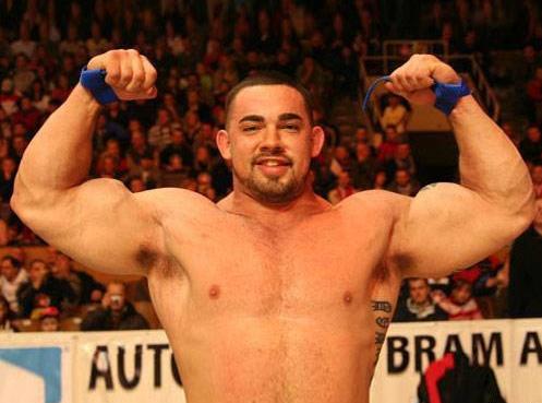 LA PERFECTION FAITE HOMME: KEVIN NEE 02/02