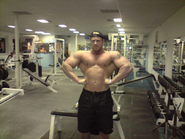 LA PERFECTION FAITE HOMME: PAVEL FABOK 02/02