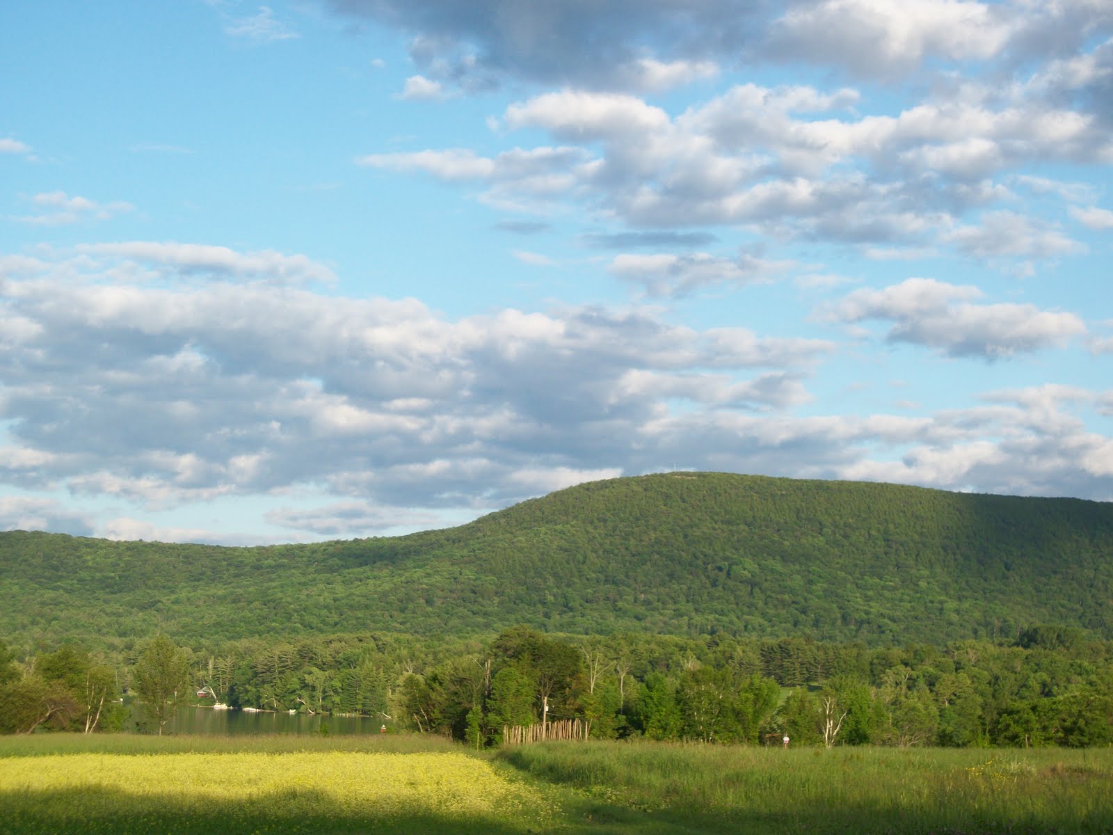 Writing Straight from the Heart: Scenic Shots of the New England ...