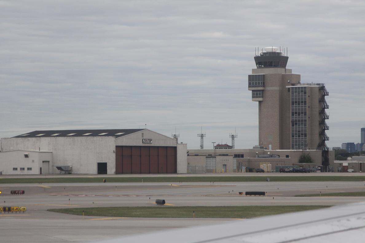 Michigan Exposures: Minneapolis-St Paul Airport