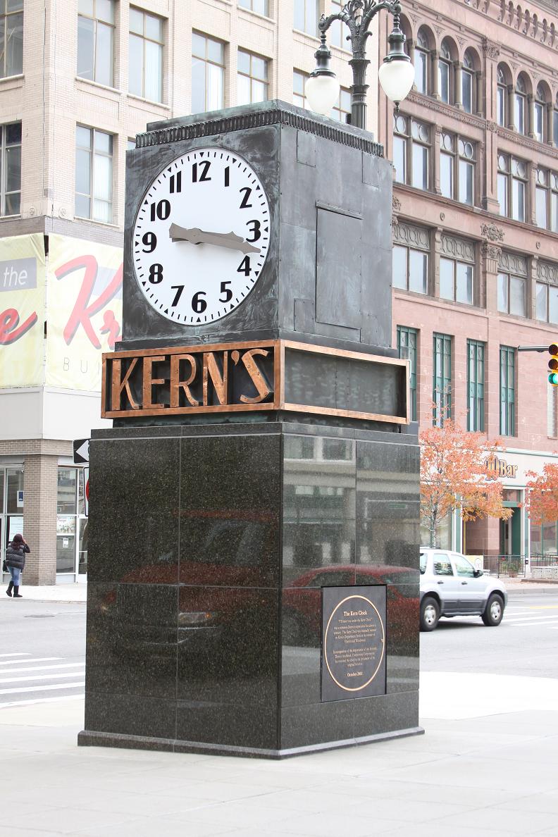 Michigan Exposures: Wandering Down Woodward