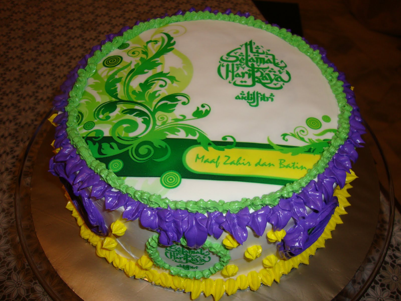 aidaskitchen: Hari Raya Courtesy Chocolate Moist Cake with Vanilla ...