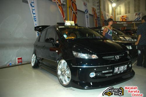 SukeKereta: TRUE EXTREME MODIFIED HONDA JAZZ CUSTOM BODYKIT MODIFICATION