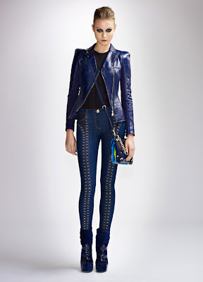 Well That's Just Me ...: Versace Pre-Fall 2010 Collection