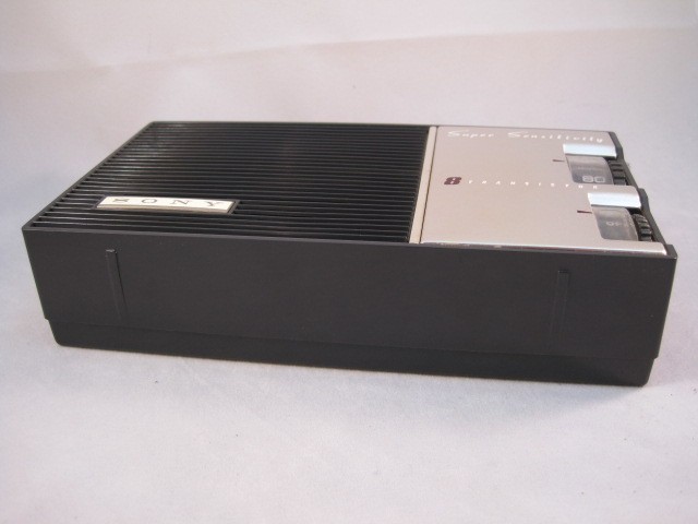 Mikes Old Radios: Sony TR-84 8 Transistor Radio w Case