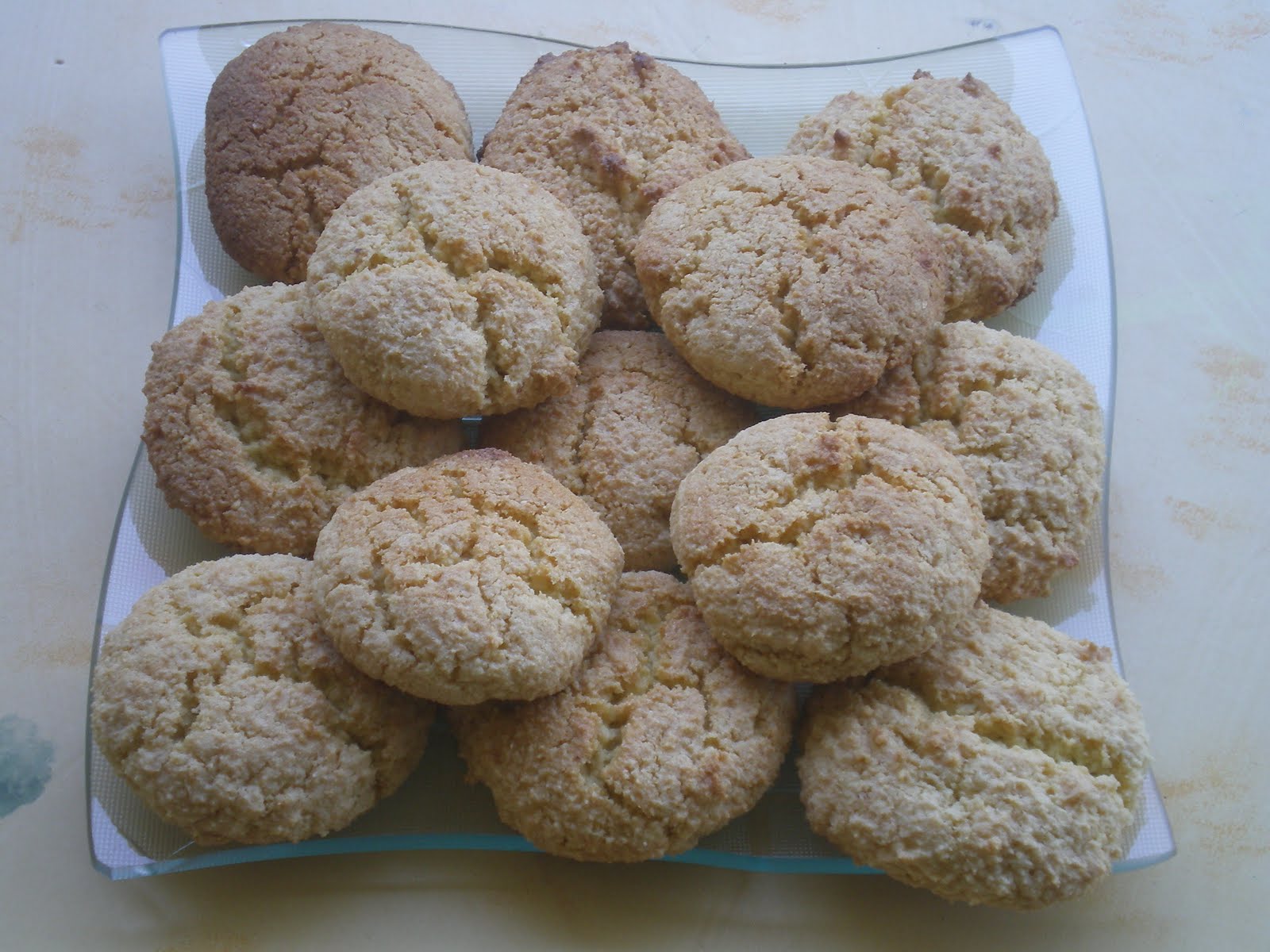 Les petites recettes de Lulu: Biscuits moelleux aux amandes