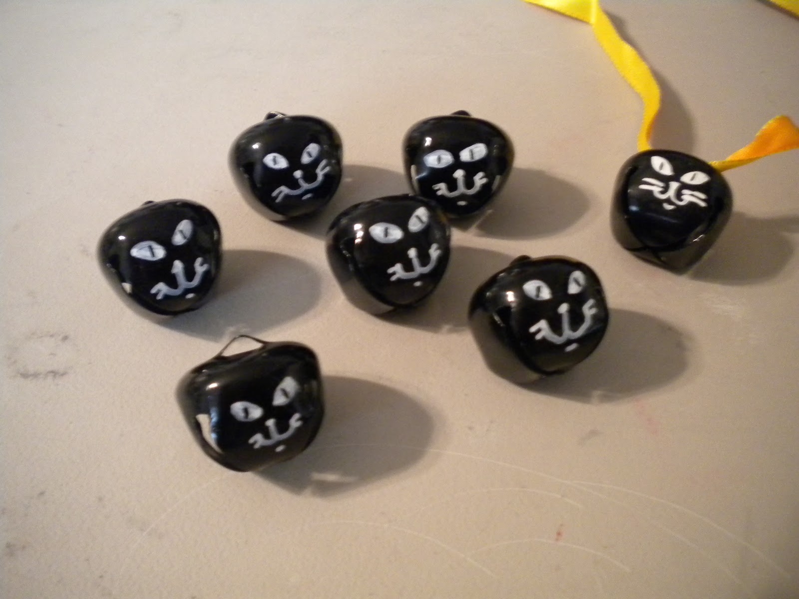 Jean's Crafty Corner: Day 18 of Halloween Projects: Bell Necklaces