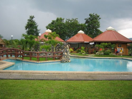 del rio splash resort