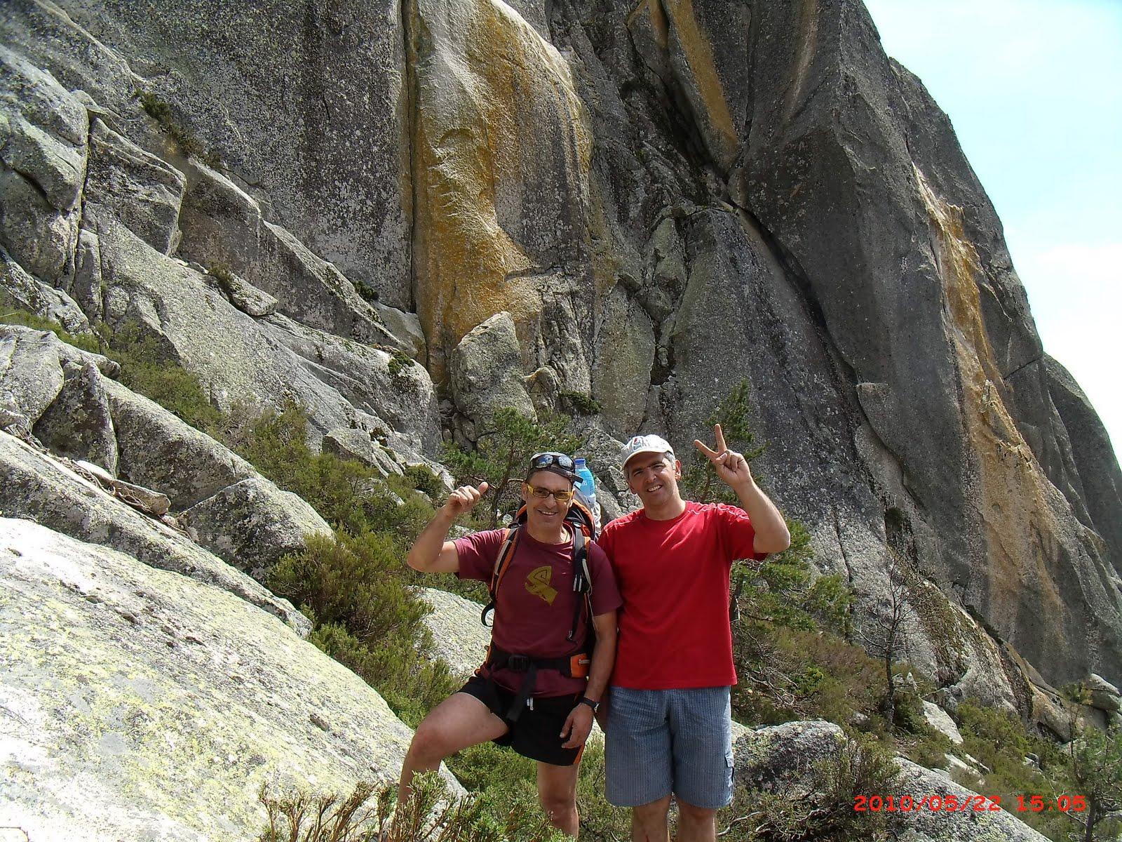 Rompiéndonos los Dedos: DOS TORRES "RODOLFO-SANTIAGO"