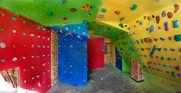 FEMECV: Inauguracion boulder Club Escalada y Montaña de Benidorm