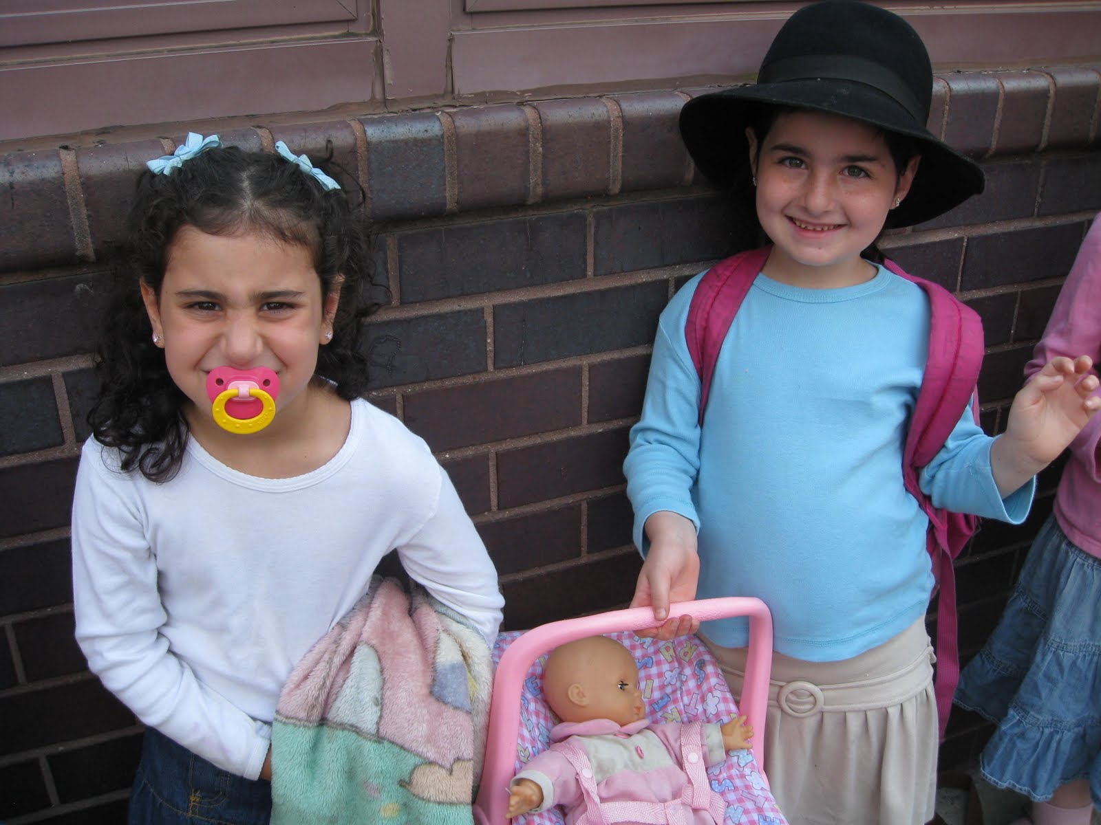 Bais Rivkah Kiddie Camp: Bubby Zaidy Mommy Tatty Baby Day