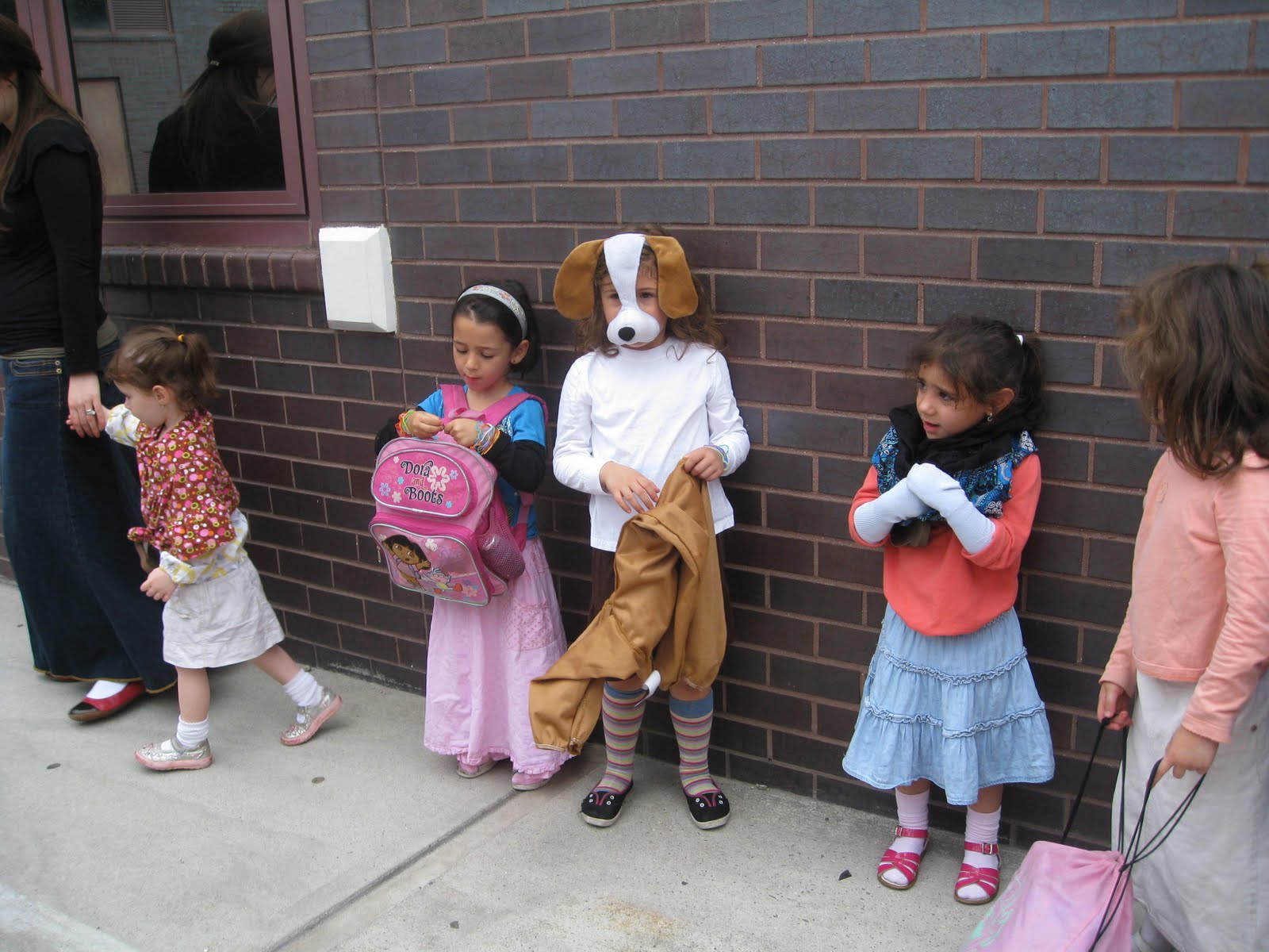 Bais Rivkah Kiddie Camp: Topsy Turvy