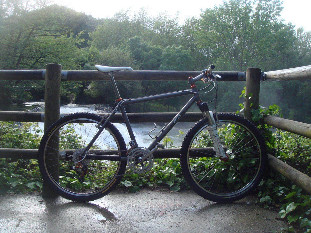 classicmtb: *Ibis Mojo ti 1994*