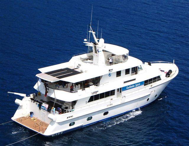 Malum Nalu: Sepik River Expedition Cruise