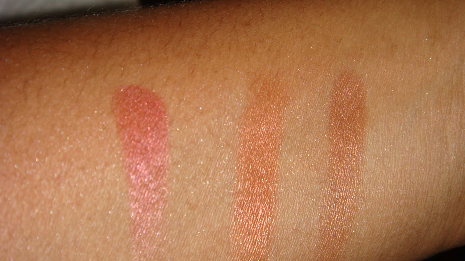 WELCOME TO MY BLOG! NYC BEAUTY BLVD: NYX Trio: Copper/Rust/Bronze