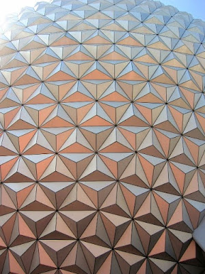 Sarah Sprinkles: EPCOT Pictorial