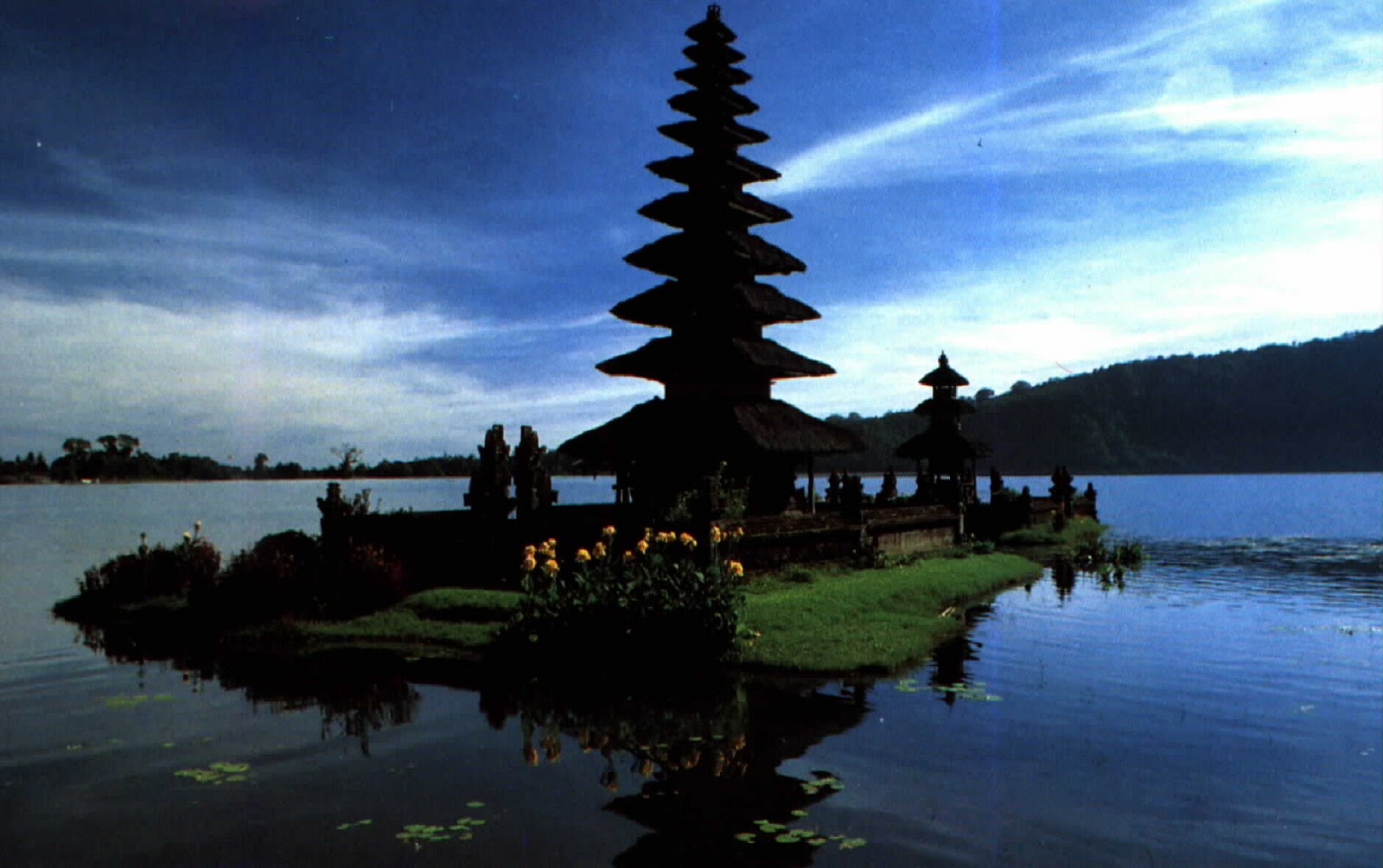 BALI: BEDUGUL BALI