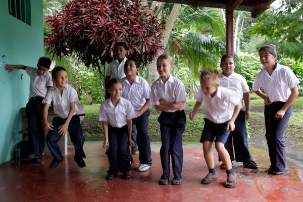 Kids Around the World: Carbonera School in Costa Rica – Mira Terra ...